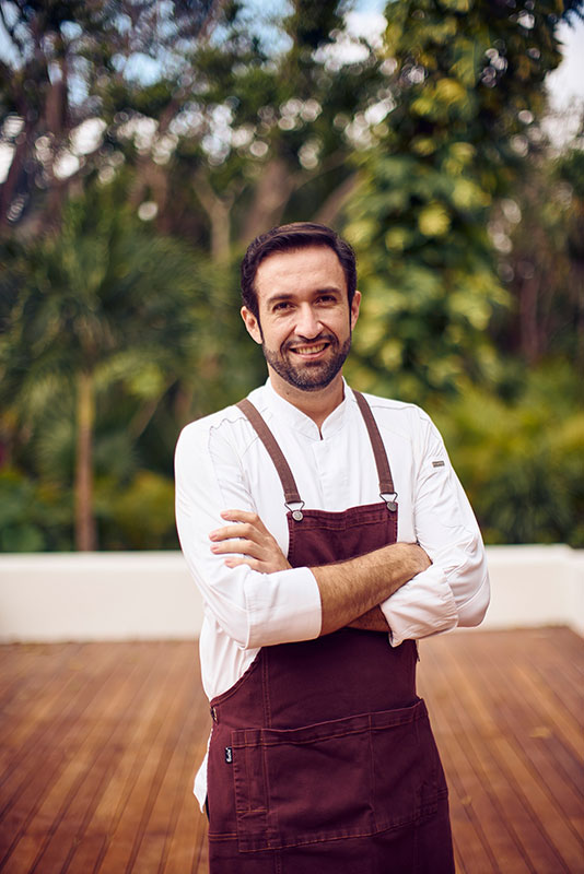 Elabora este refrescante tartar de salmón del chef Daniel Camacho