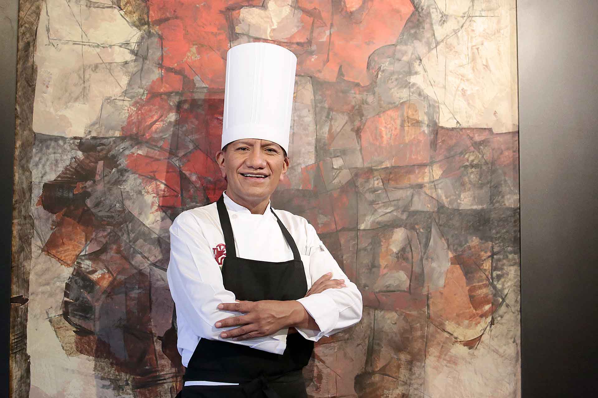 Prepara la receta de chile en nogada del chef Fernando Barrales