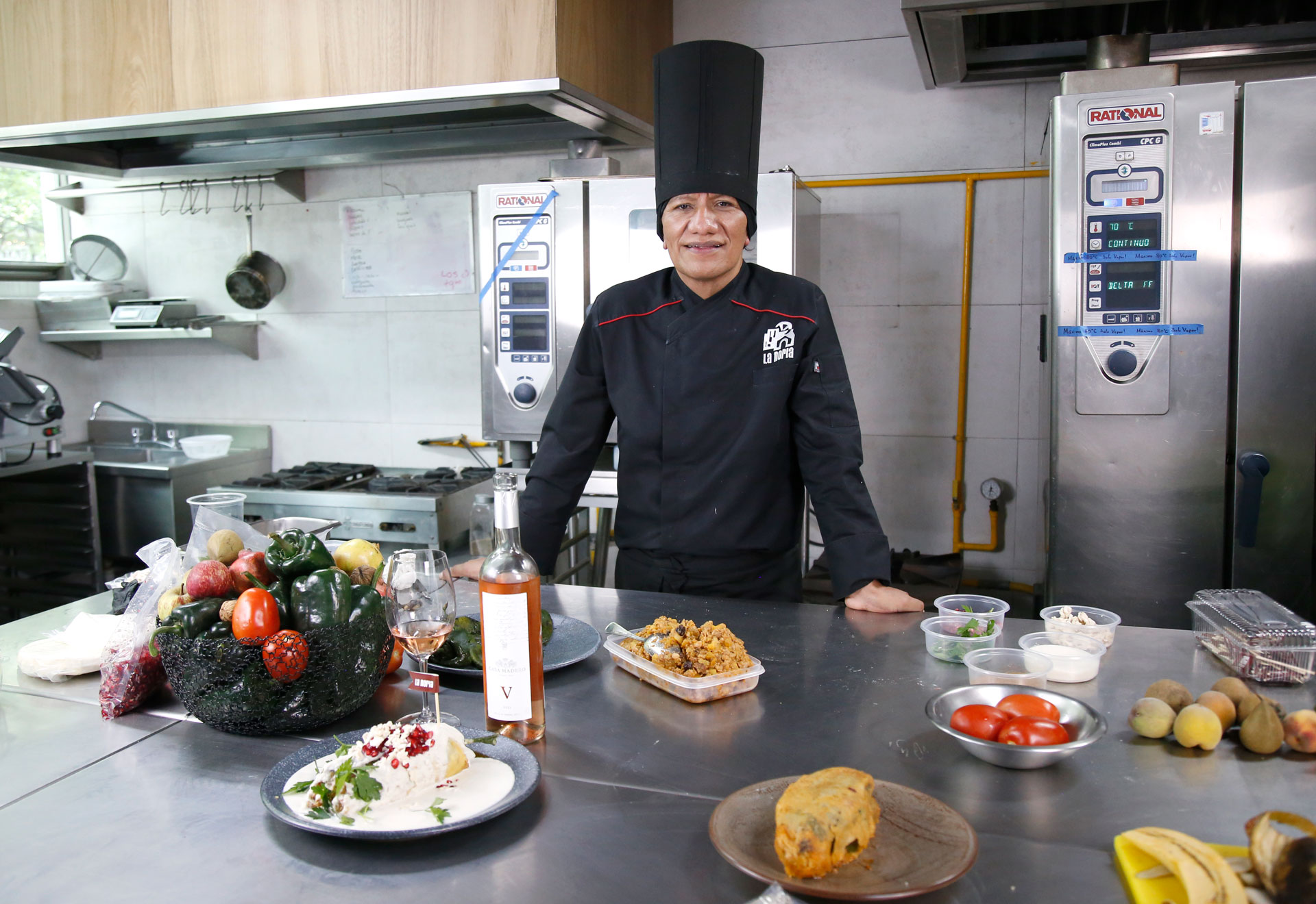 Apunta la receta del chile en nogada del chef Fernando Barrales