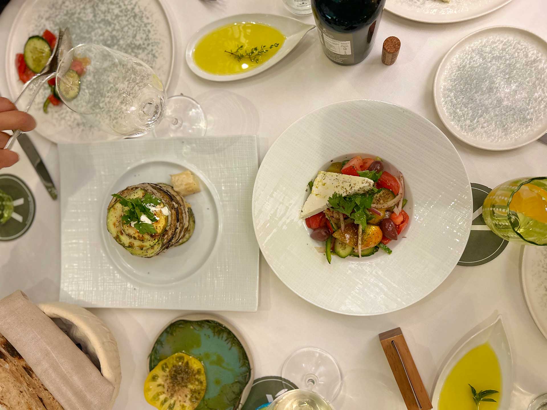Eliá Estiatorio: el nuevo restaurante griego en la ciudad que debes conocer