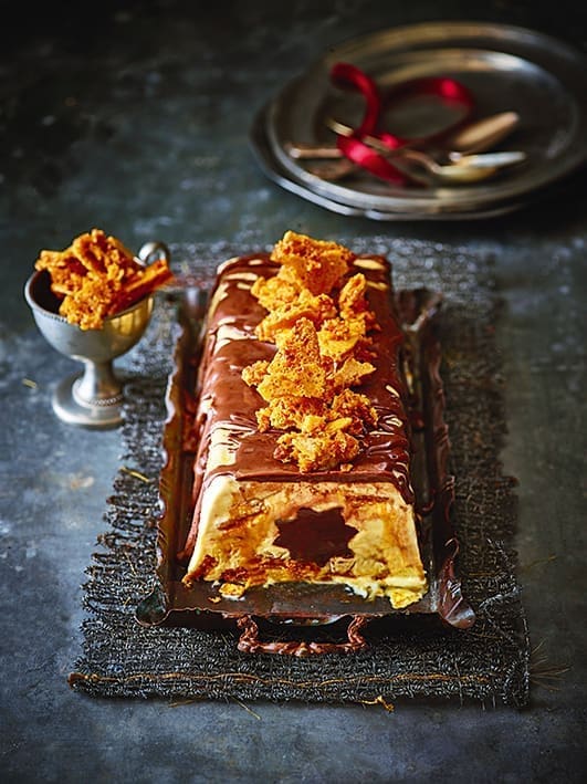 Terrina helada de miel y chocolate