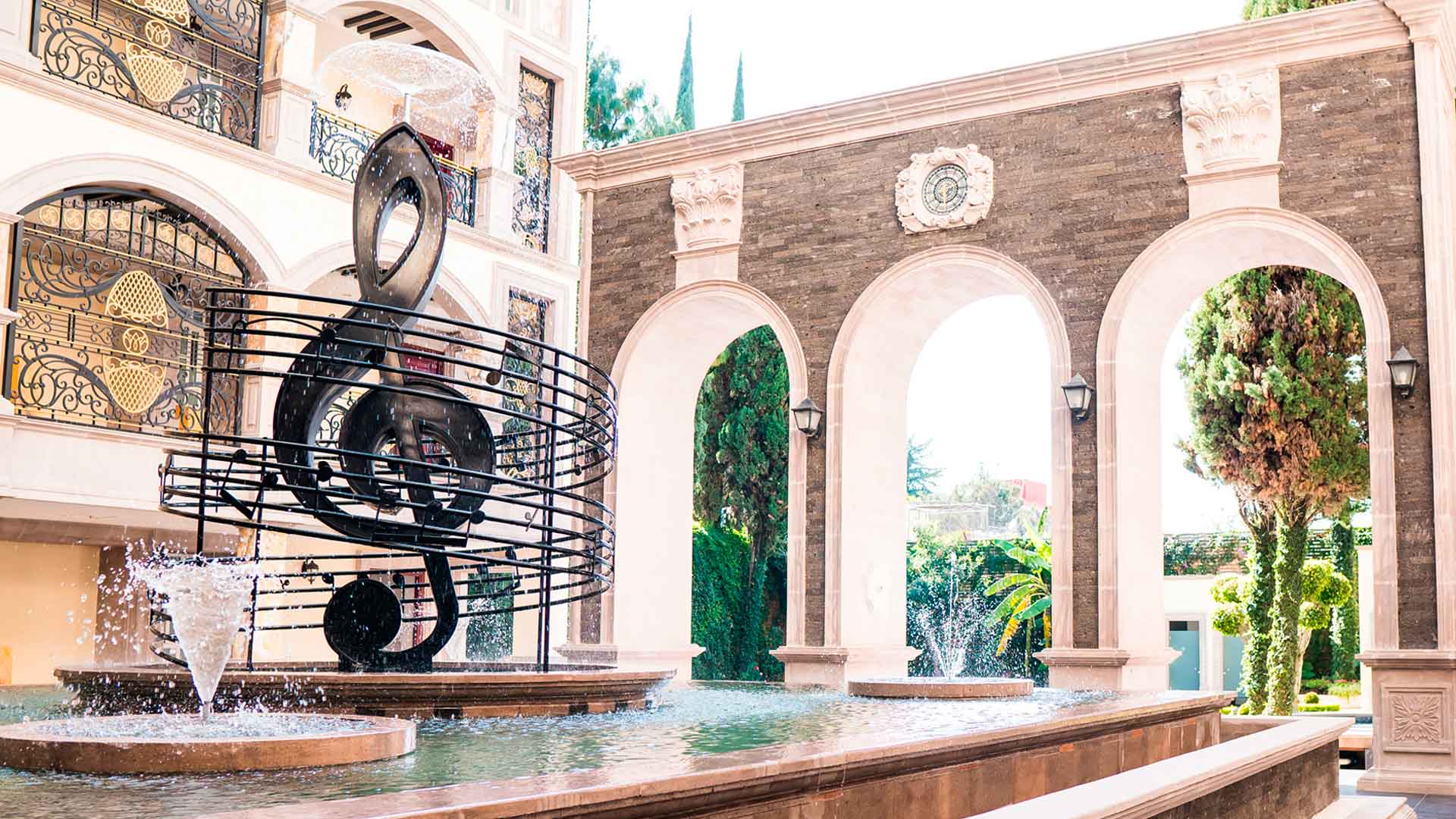 Hotel & Spa Mansión Solís: la nueva musa de Marco Antonio Solís